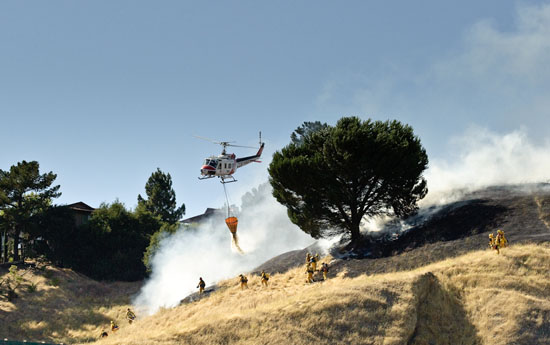 Fire Races Across the Hillside Above Moraga's Rheem Center | Moraga ...
