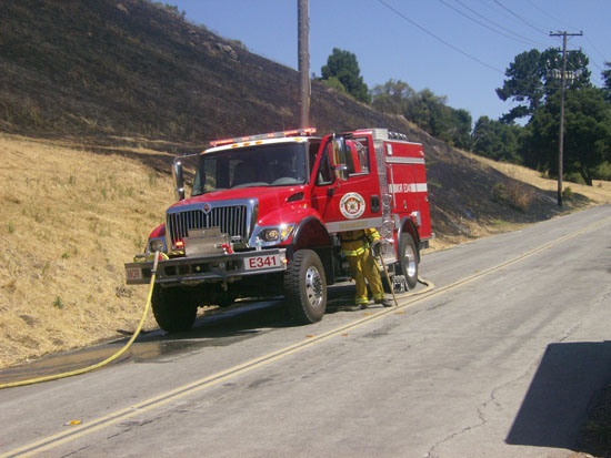 MOFD Acts Quickly to Fight Orinda Wildfire