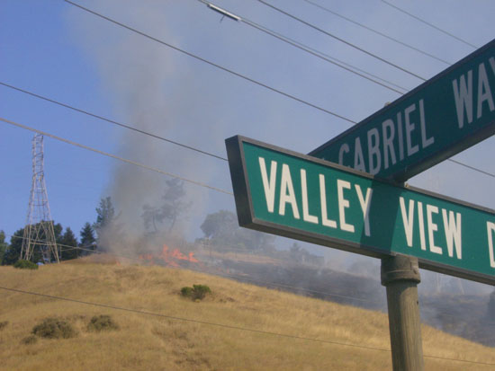 MOFD Acts Quickly to Fight Orinda Wildfire