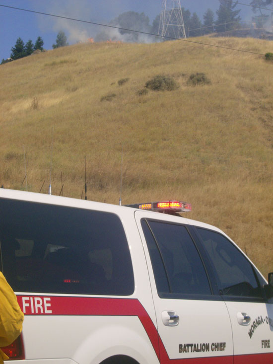 MOFD Acts Quickly to Fight Orinda Wildfire
