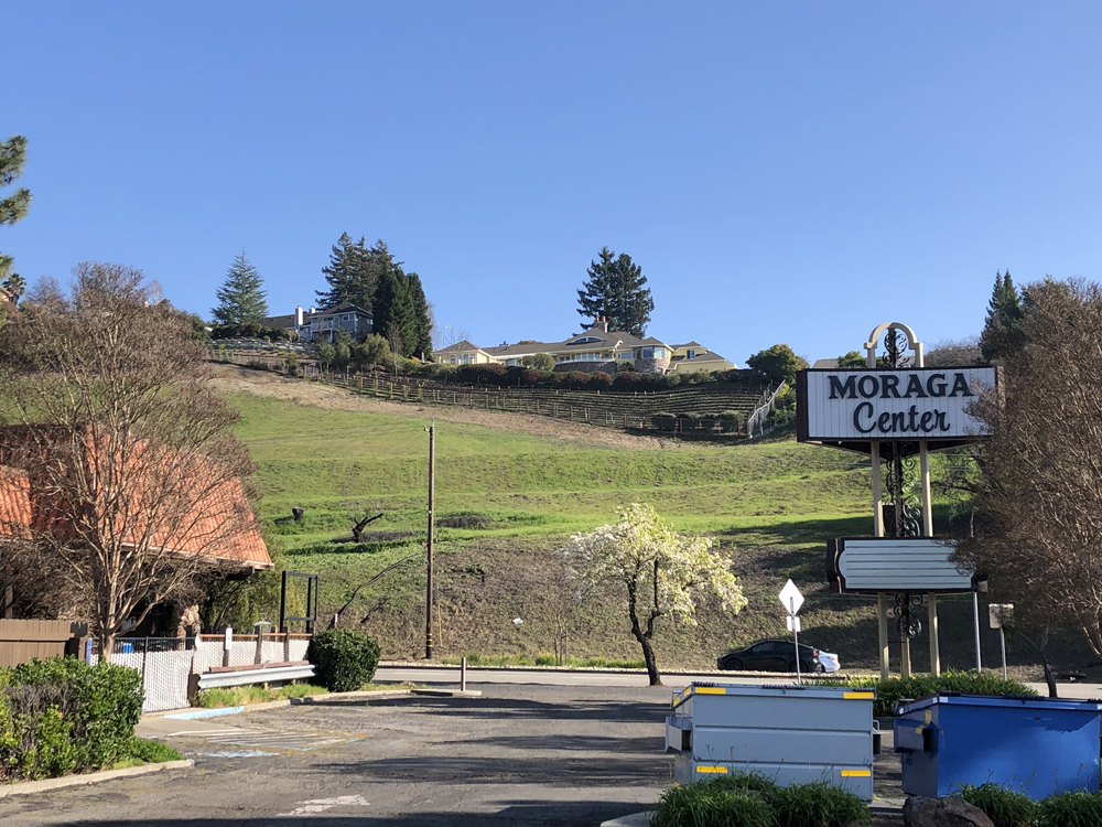New Mayor demands improvements to Moraga Shopping Center — Lamorinda Weekly